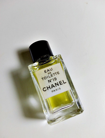 CHANEL N19 EDT
