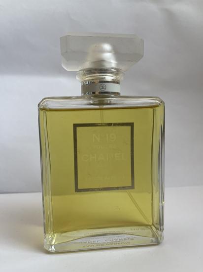 Chanel 19 Poudre 100ml