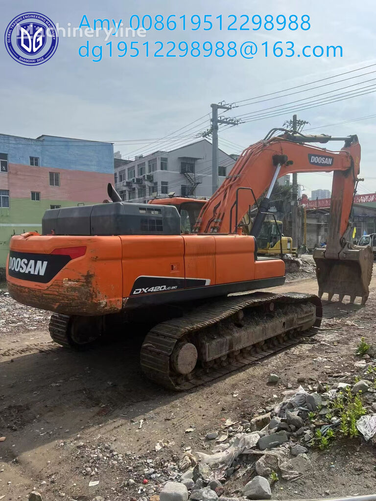 Doosan DX420LC bager guseničar