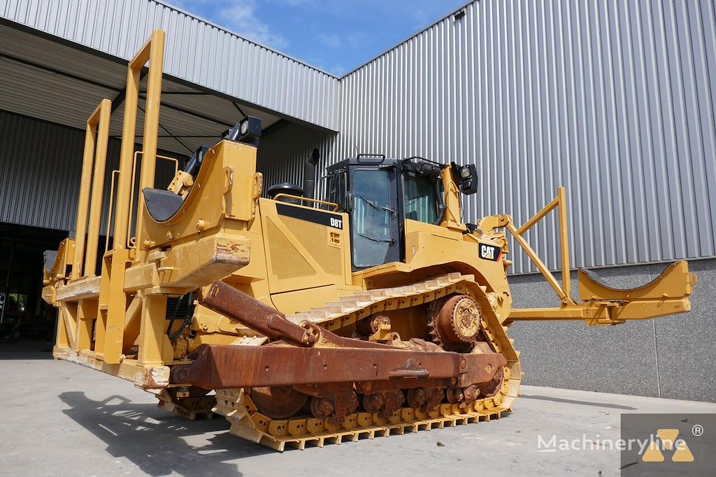 Caterpillar D8T Pipe carrier cevopolagač