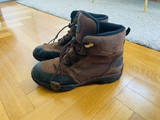 Reserved braon cipele
