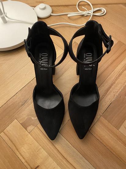 Crne Ovyé sandalete