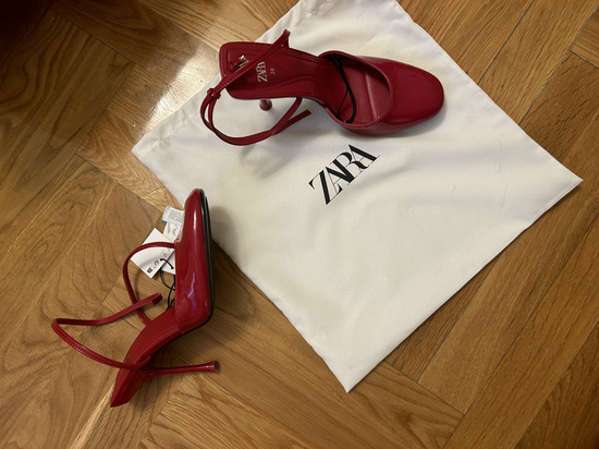 Zara viralne sandalete
