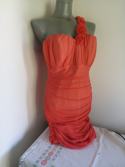 Rare narandzasta svecana haljina M