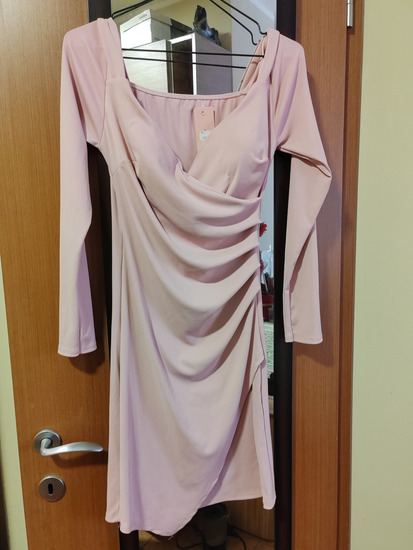 Puder roze haljina NOVO etiketa