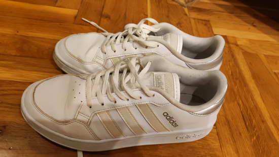 Adidas patike 40 SNIŽENE 2000