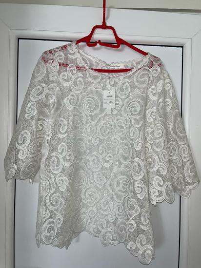 NOVA bluza sa etiketom