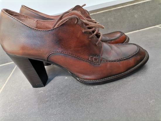 Kožne braon cipele