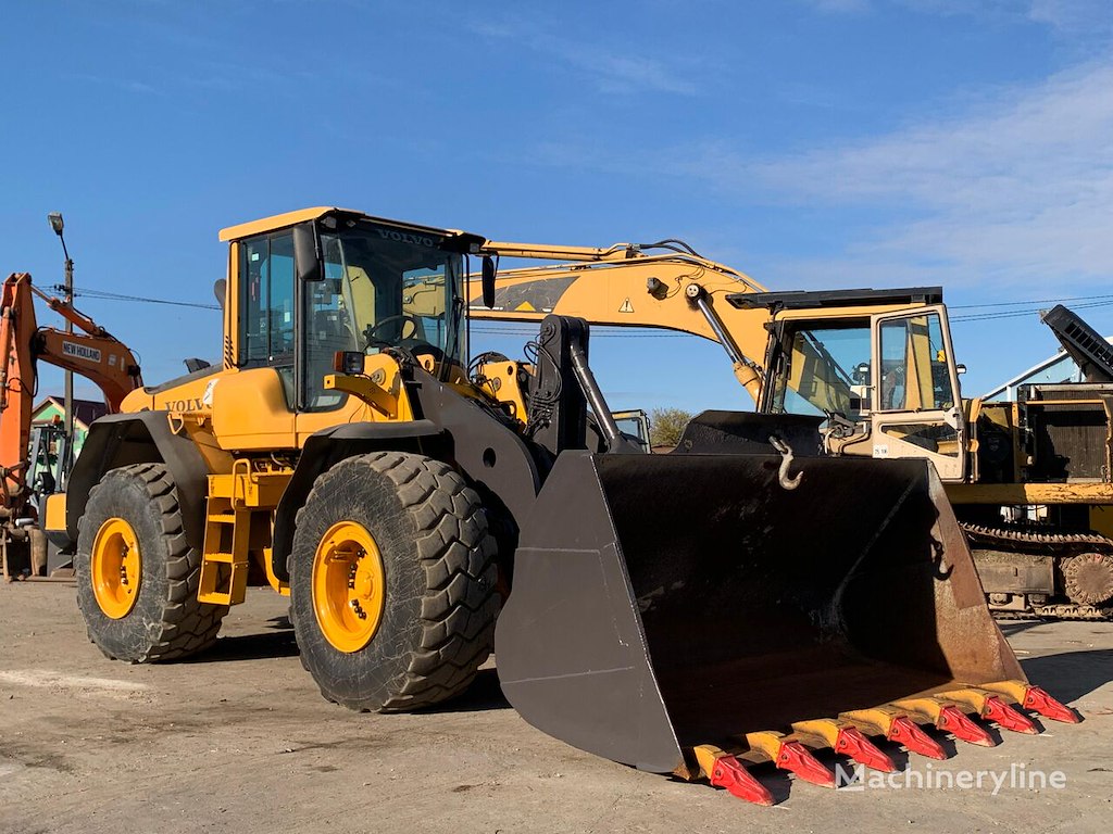 Volvo L110F prednji utovarivač