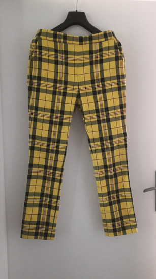 ZARA, BRUTALNE PANTALONE, KAO NOVE