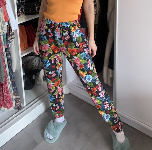 Cvetne pantalonice S