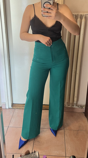 Prelepe nove pantalone