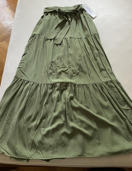 Duga maslinasto zelena suknja