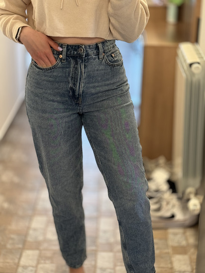 H&M mom jeans