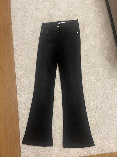 Zara farmerke zvoncare (Flared jeans)