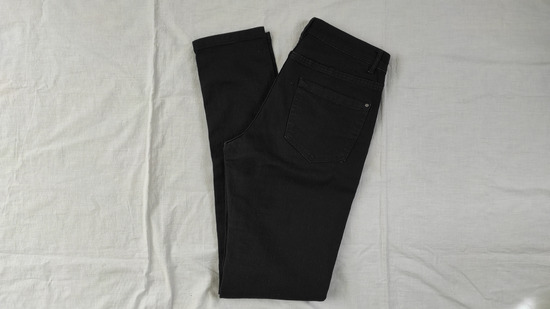 Esmara skinny fit farmerice vel.38