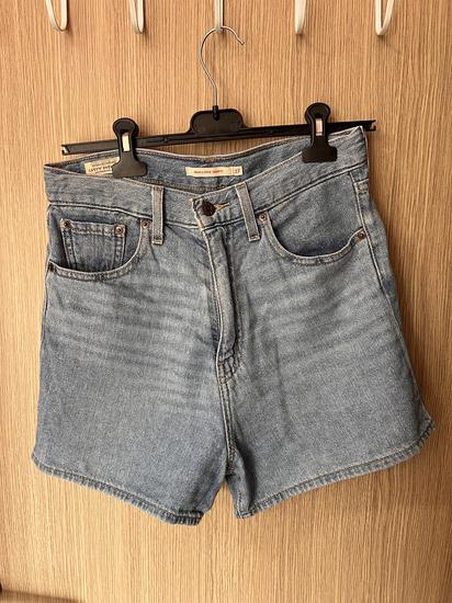 Levi’s šorc vel.27