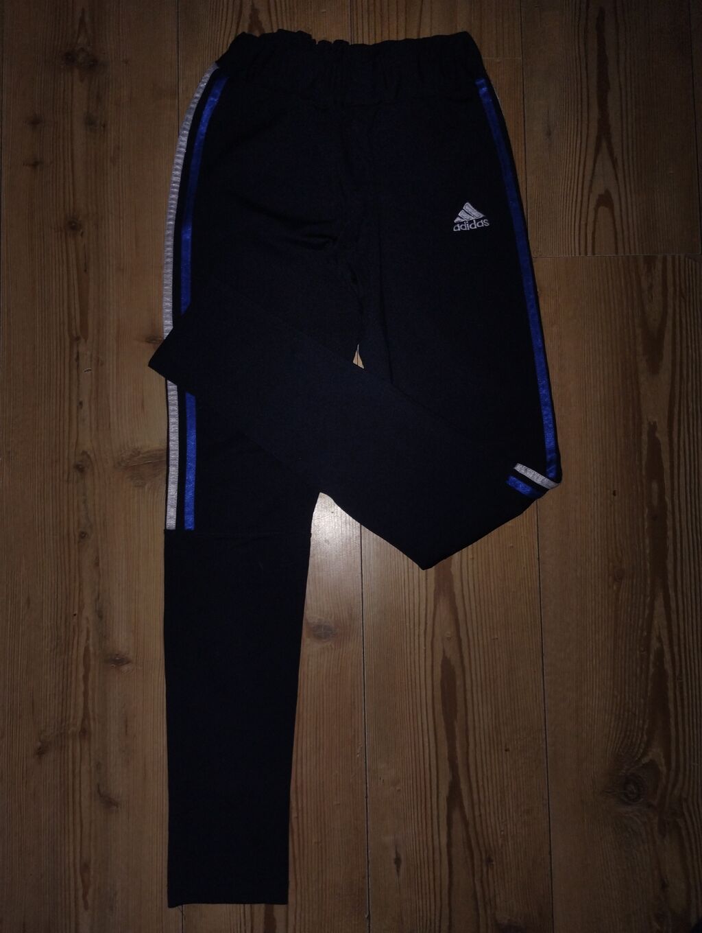 Adidas, XL (EU 42), Jednobojni, bоја - Crna