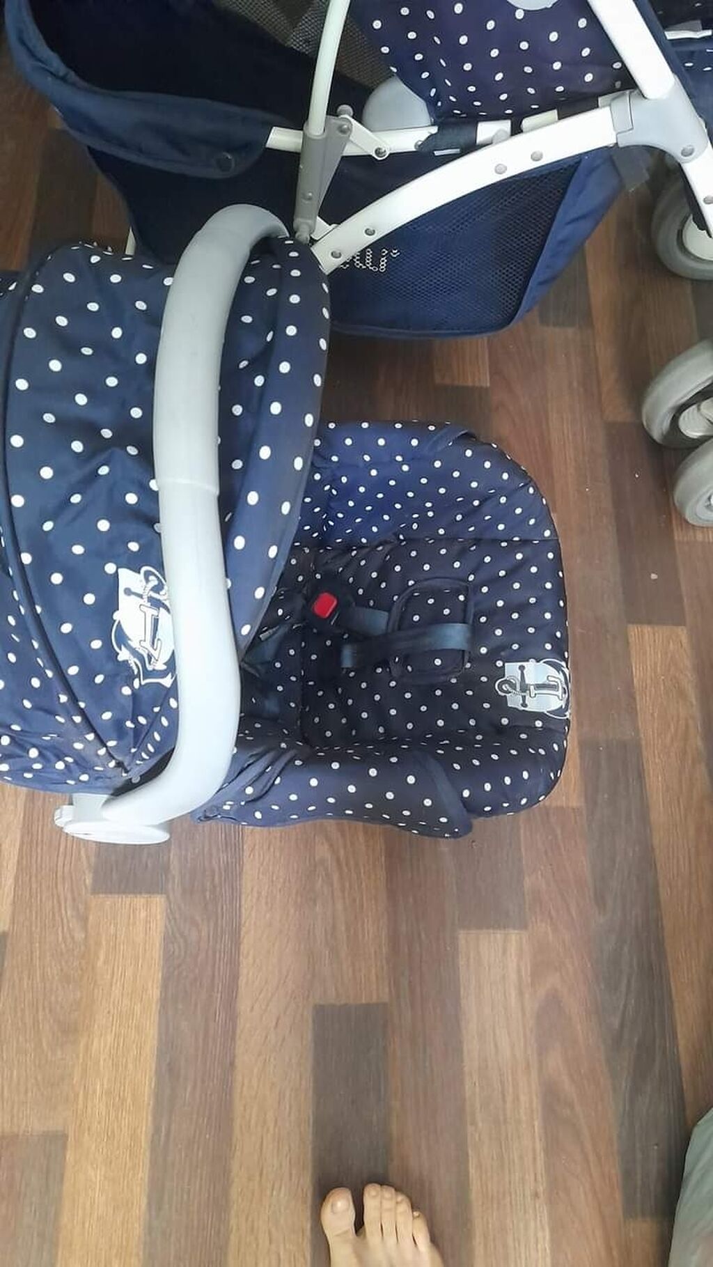 Kolica Loreli sa nosiljkom,torbom i navlakom
