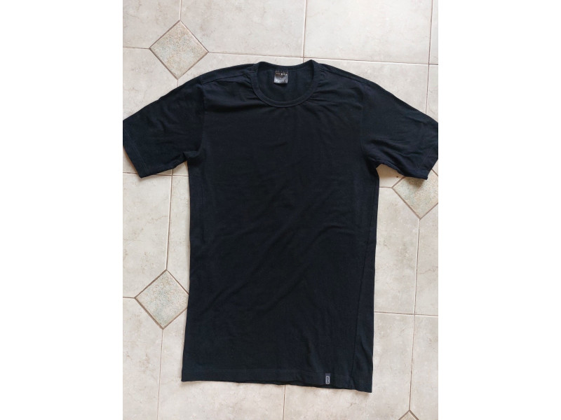 SCHIESSER muska crna bodi majica L/XL kao nova