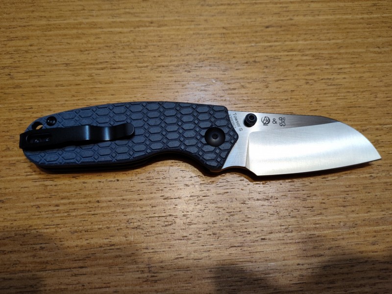 Kizer Towser S