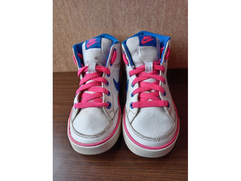 PATIKE "NIKE" br. 29,5/19cm.