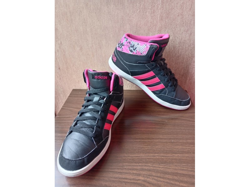 PATIKE "ADIDAS" br. 38/23,5cm.