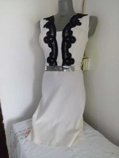 Fervente bela sa crnom cipkom haljina M/L