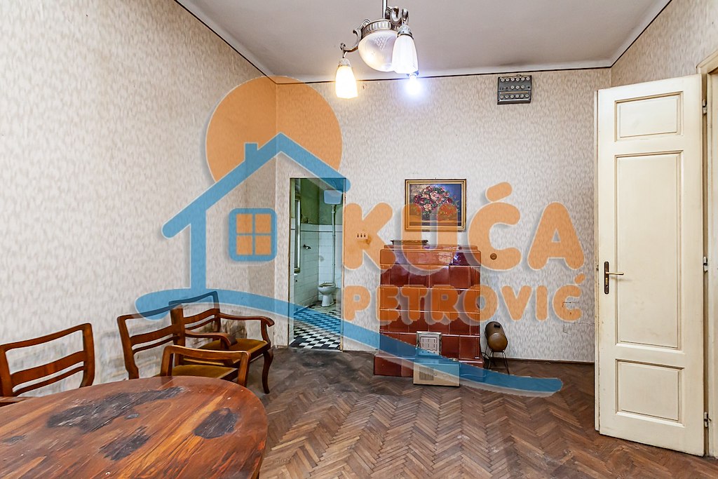 četvorosoban stan, 135 m2, Centar, Svetozara Markovića ID: i-011104