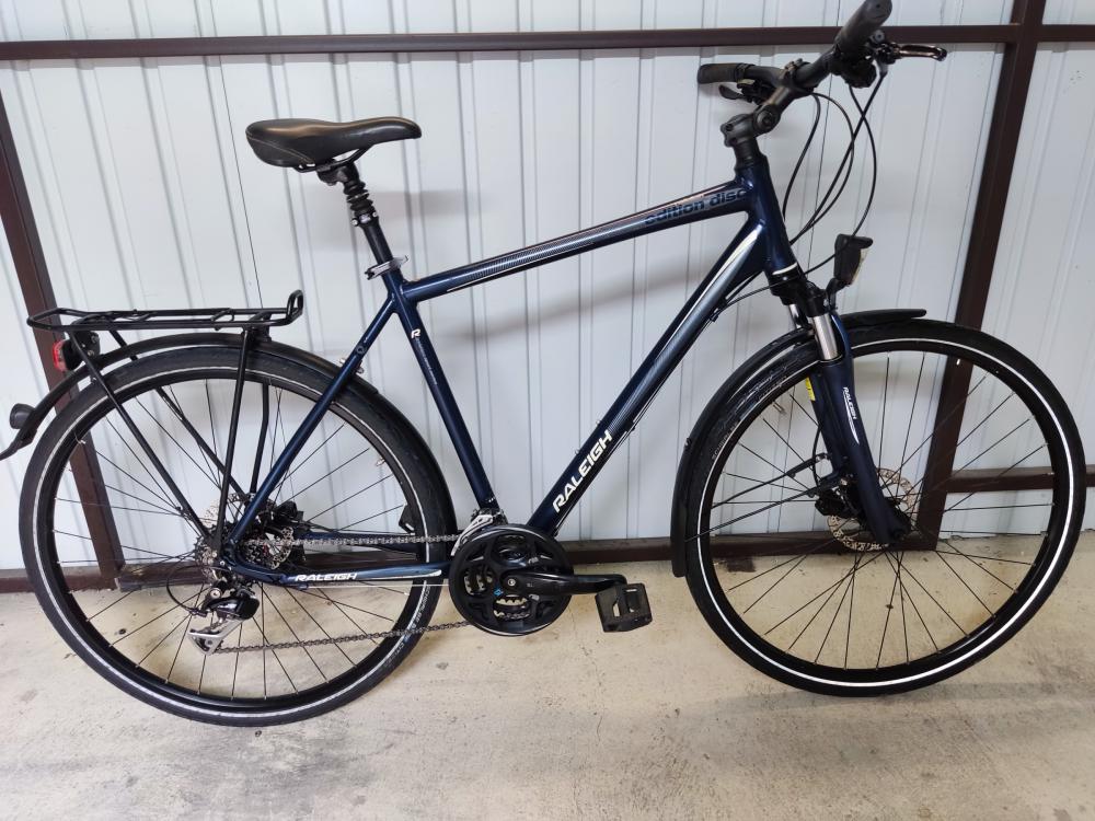 RALEIGH EDITION ALIVIO 3X8 DISC L