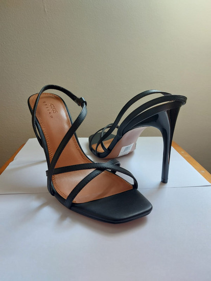 Asos crne sandale