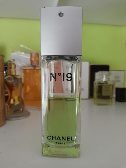 Chanel 19 edt