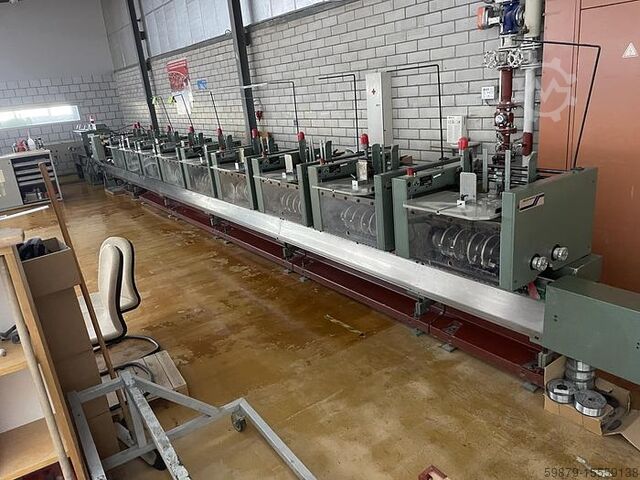 Muller Martini Sedlo Stitcher 335/401 (1992)
Müller Martini 335/401