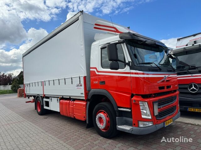 Volvo FM 330 4x2 kamion sa klizna zavesa cerada