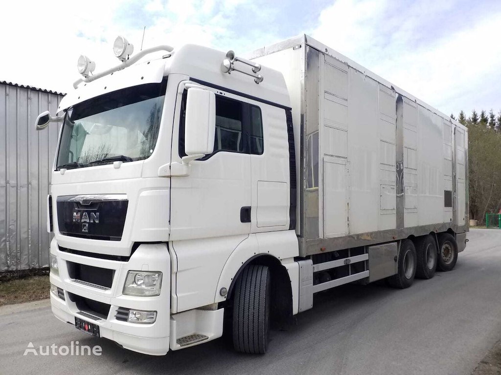 MAN TGX 35.540 8X4 TRIDEM ANIMAL kamion za prevoz stoke