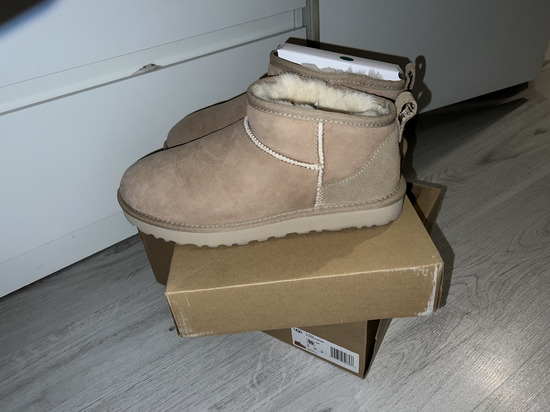 Ugg cizme