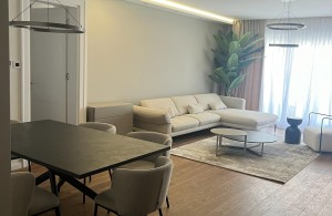 Iznajmljujem Stan-Apartman, Hram, Beograd Grad