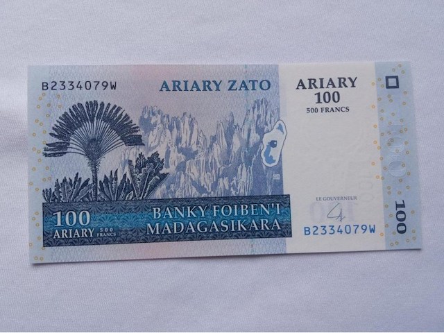 Madagaskar 100 ariary,2004 god.UNC
