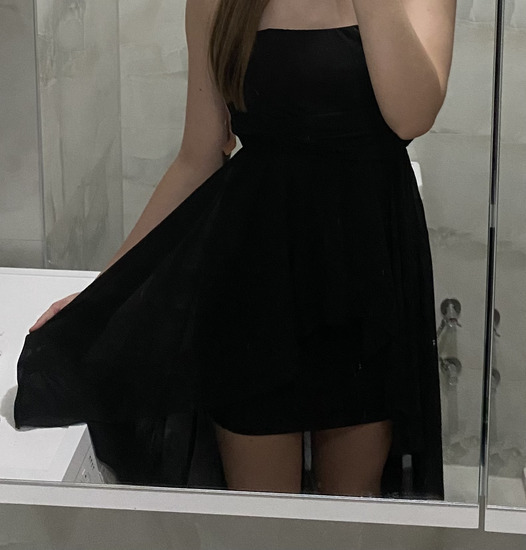 Crna mini nova haljina