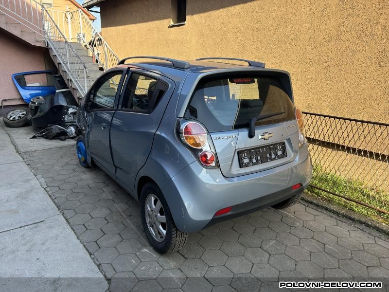 Chevrolet Spark 1.2 Kompletan Auto U Delovima