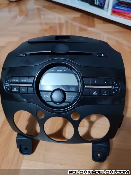 Mazda 2 Radio CD Audio