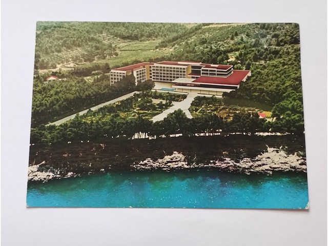 Jelsa - Hotel Mina - Hrvatska - Putovala -