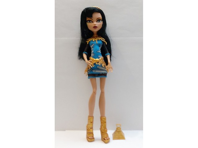 BARBIE-MONSTER HIGH ZZ-2