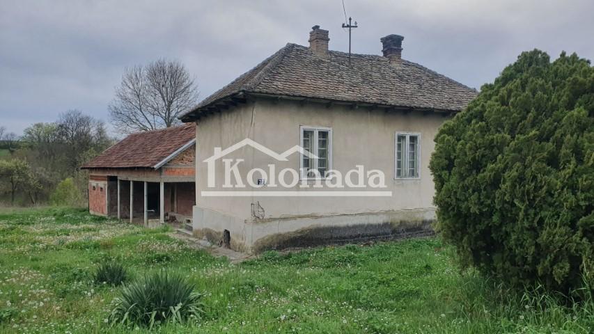 Seosko domaćinstvo u Koraćici, Mladenovac ID#3124 50.000 €