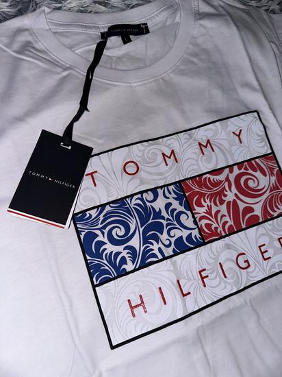 Tommy Hilfiger majica S, L,XXL