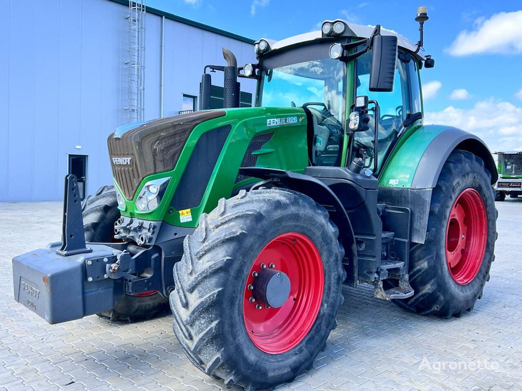 Fendt 828 Vario S4 Power traktor točkaš