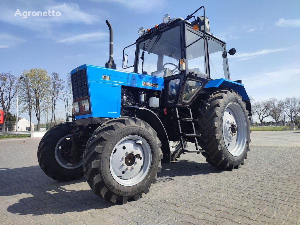 Novi Belarus MTZ 82.1 traktor točkaš