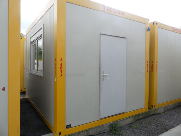 Prodaje se REF:A4017 - Container isolé multifonctionnel Finbau stambeno-poslovni kontejner na aukciji