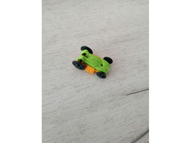 Kinder figurica - Automobil zeleni SD202