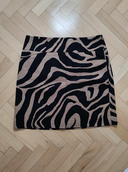 Zebrasta mini suknja